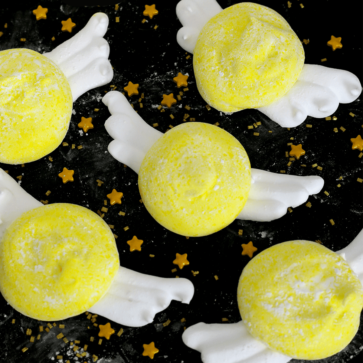 Golden Snitch Marshmallows from Harry Potter - Pankobunny