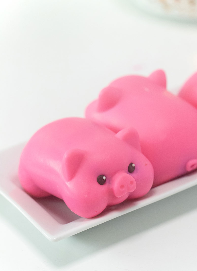 Hot Chocolate Piggies - Pankobunny