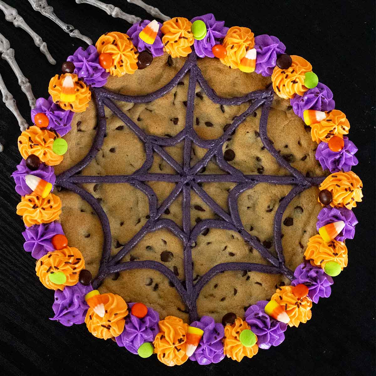 Halloween Cookie Cake - Pankobunny