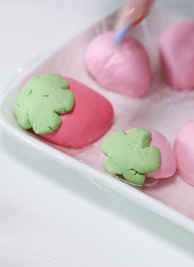 Strawberry Mochi Recipe - Pankobunny